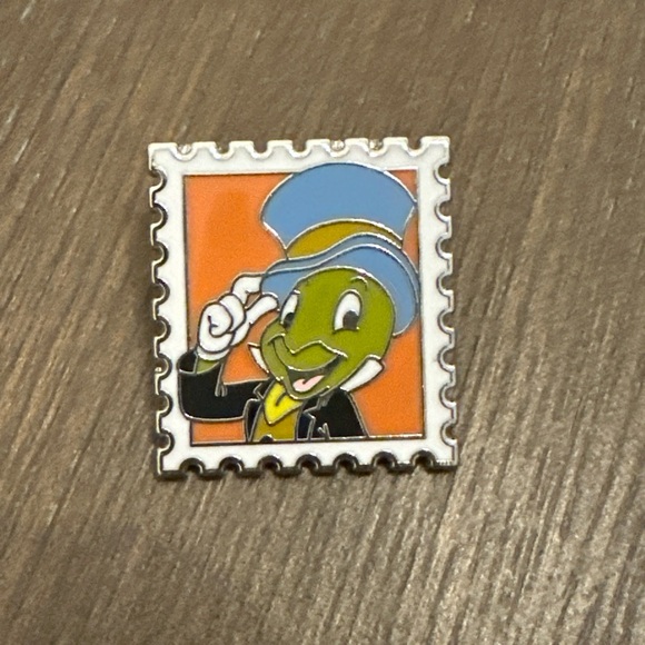 Disney | Other | Disneys Magical Mystery Pins Series Jiminy Cricket ...